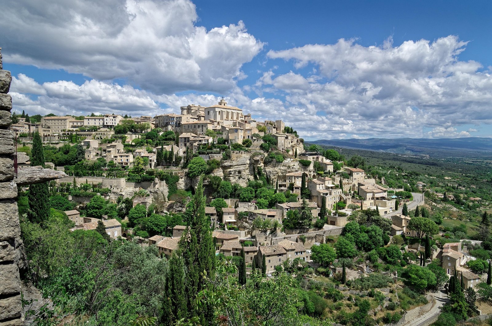 10 Most Beautiful Villages to Visit in Provence – Aprica Wellness